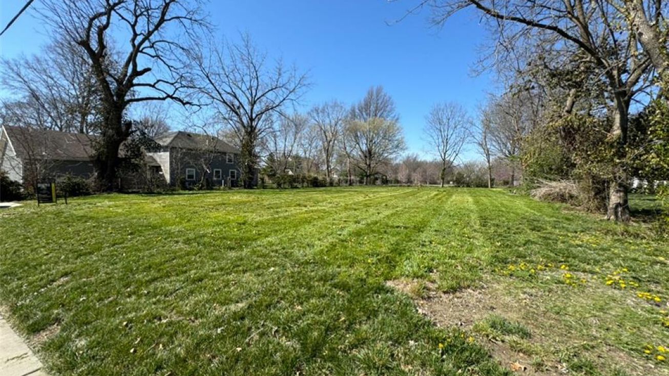 15460 Quivira Road, Overland Park, KS 66221 | Crexi.com