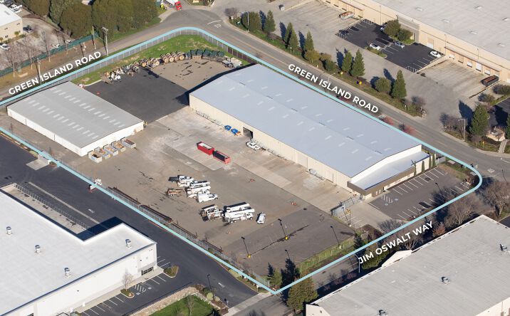 1111 GREEN ISLAND RD American Canyon CA 94503-9639 APN: 058-330-015-000 ...