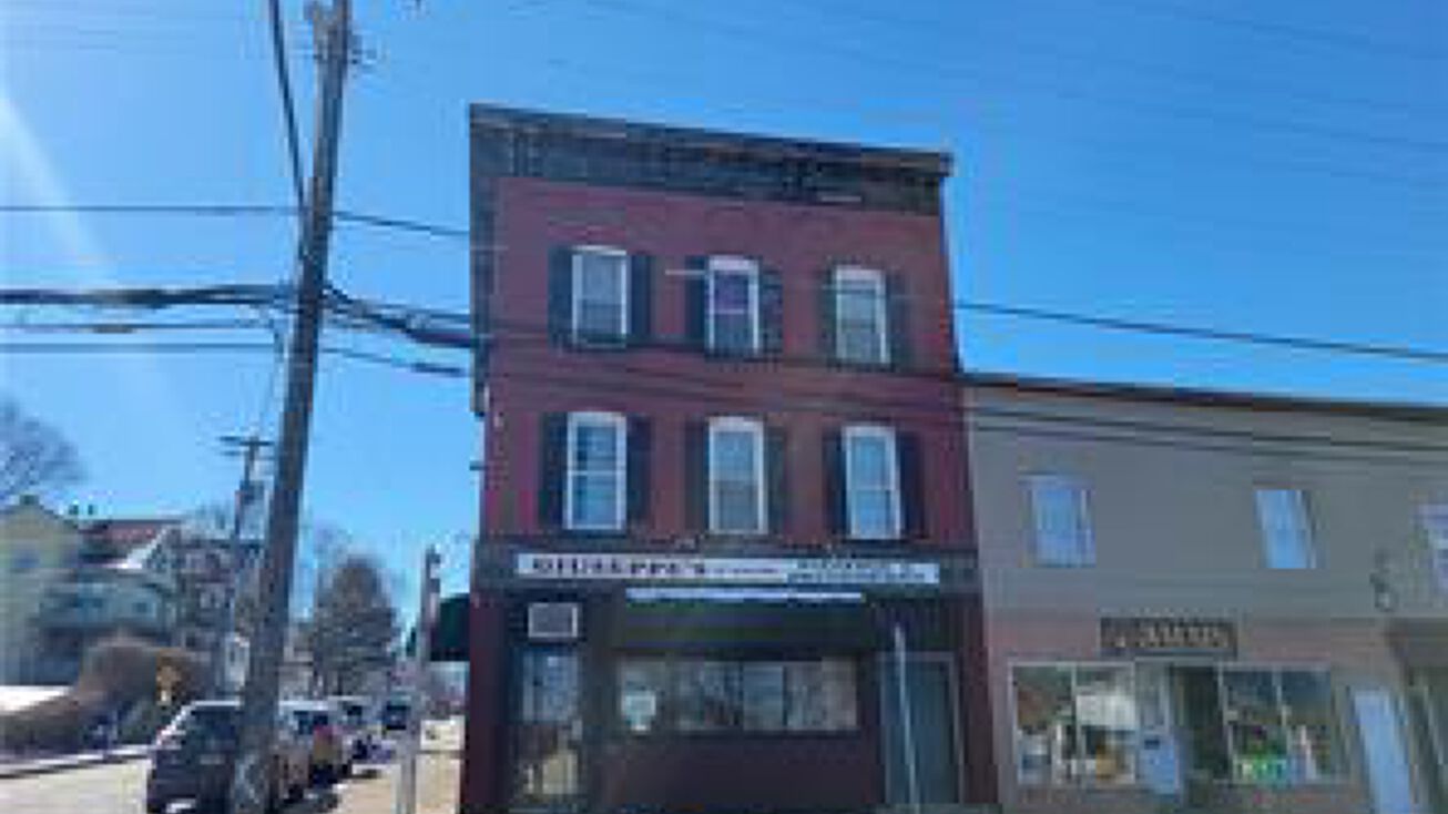 1 Main St, Walden, NY 12586 | Crexi.com