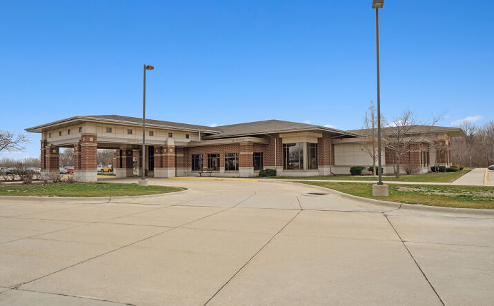 Waterloo, IA Commercial Real Estate for Sale | Crexi.com