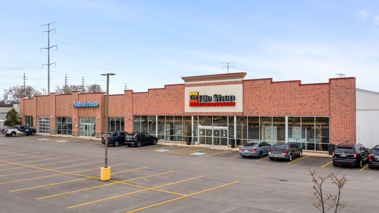 1701 S 108th St, West Allis, WI 53214 | Crexi.com
