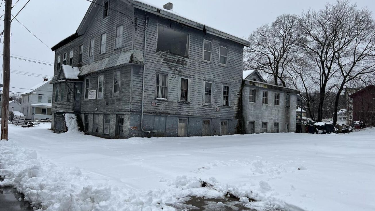 16 Mill Street Street, Gloversville, NY 12078 | Crexi.com