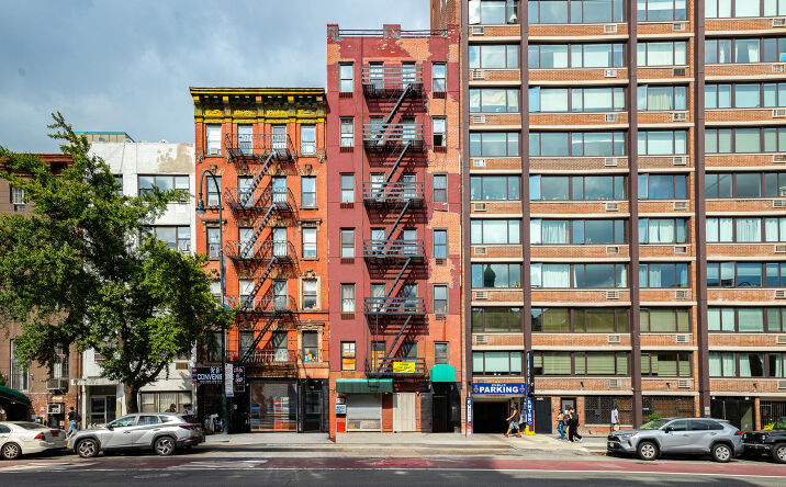 331 E 14th St, New York, NY 10003 | Crexi.com