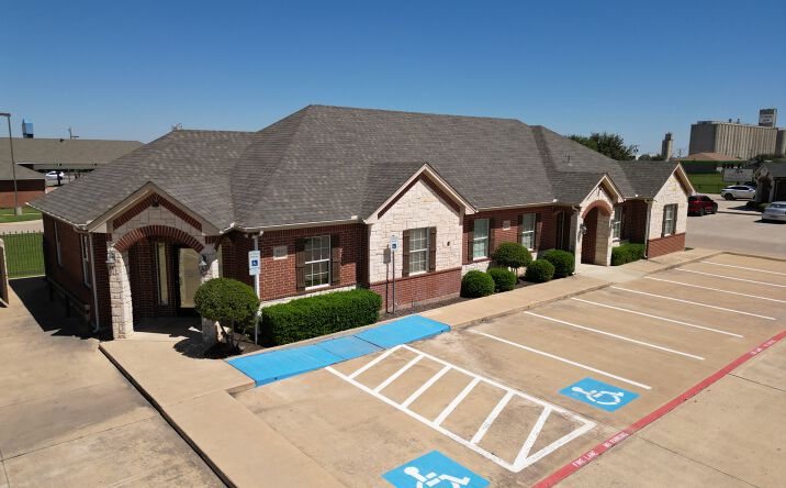 820 Towne Ct., Saginaw, TX 76179 | Crexi.com