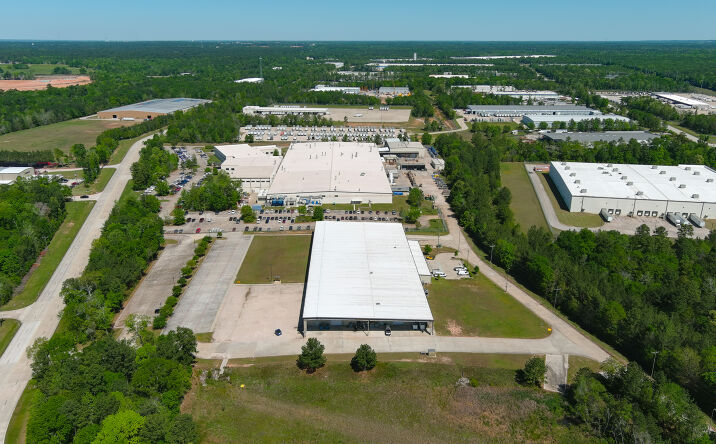 400 CONROE PARK W DR Conroe TX 77303-1968 APN: 3453-03-00502 | Crexi.com