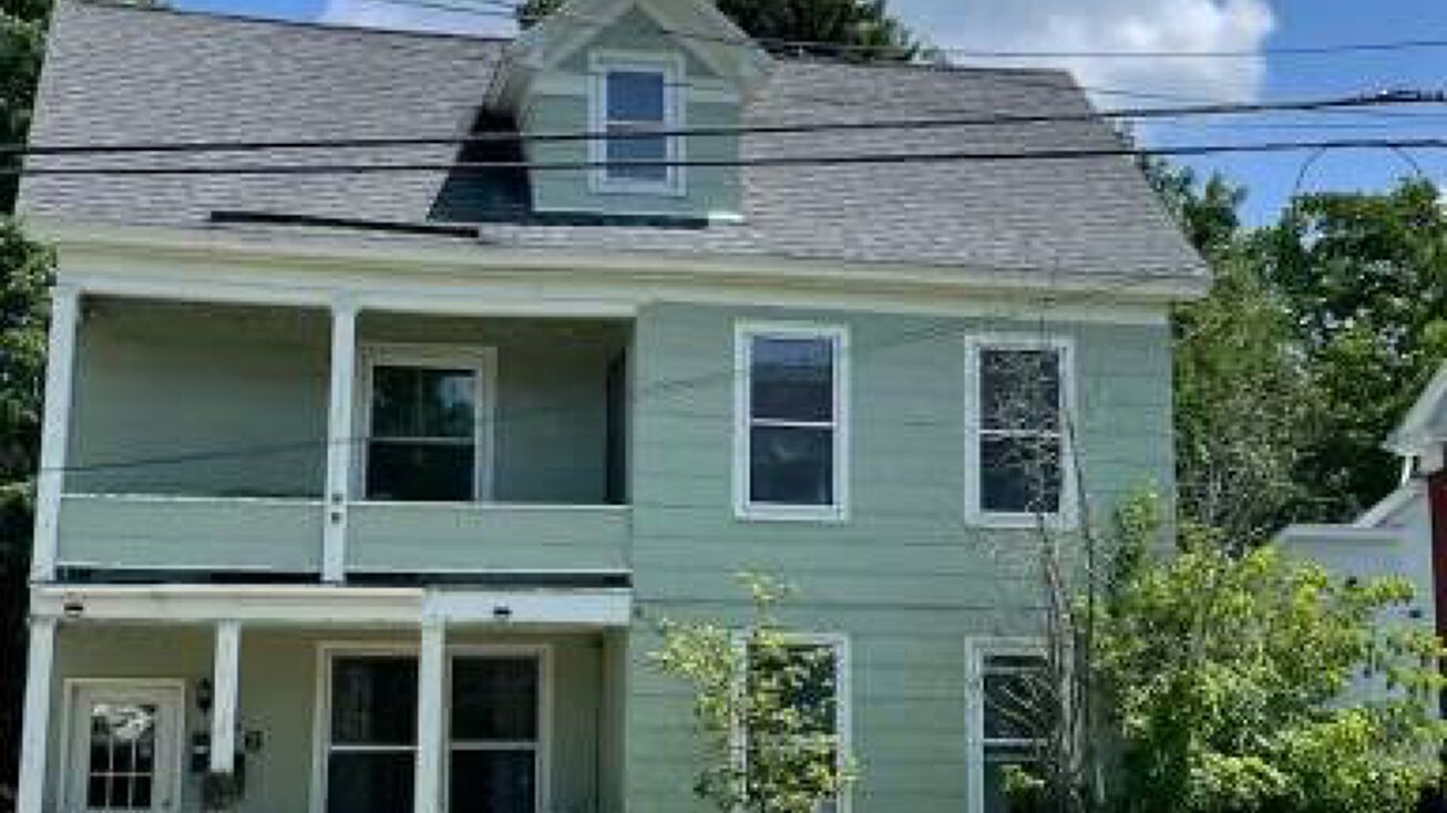 46 S Perry Street, Johnstown, NY 12095 | Crexi.com