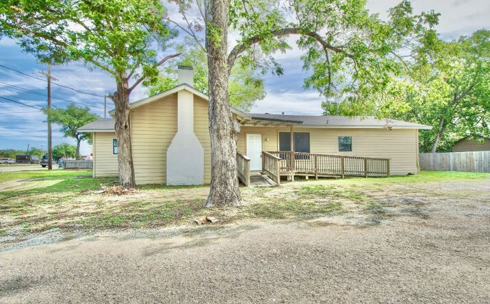 827 E Milam St, Mexia, TX 76667 | Crexi.com