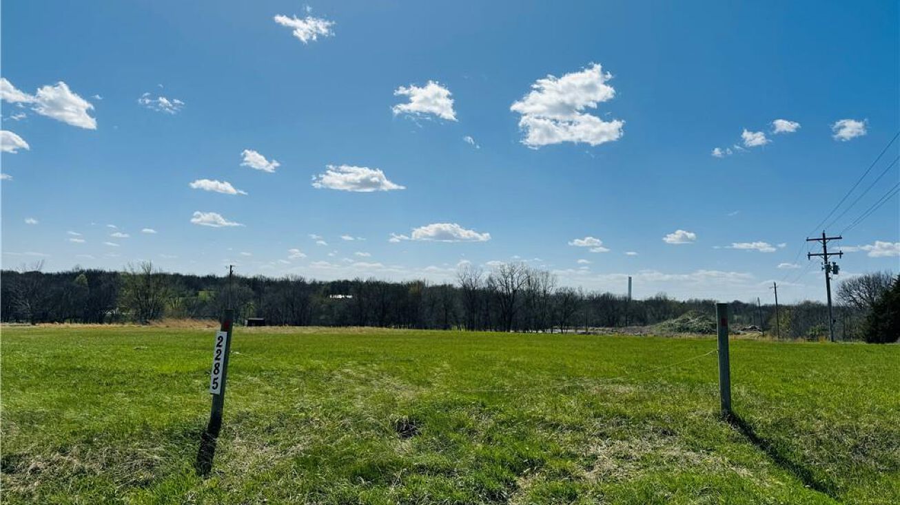 Lot #2285 Roe Court, Gallatin, MO 64640 | Crexi.com