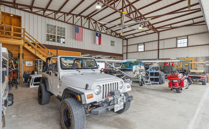 529 AVIATOR DR Fort Worth TX 76179-5433 APN: 06984150 | Crexi.com