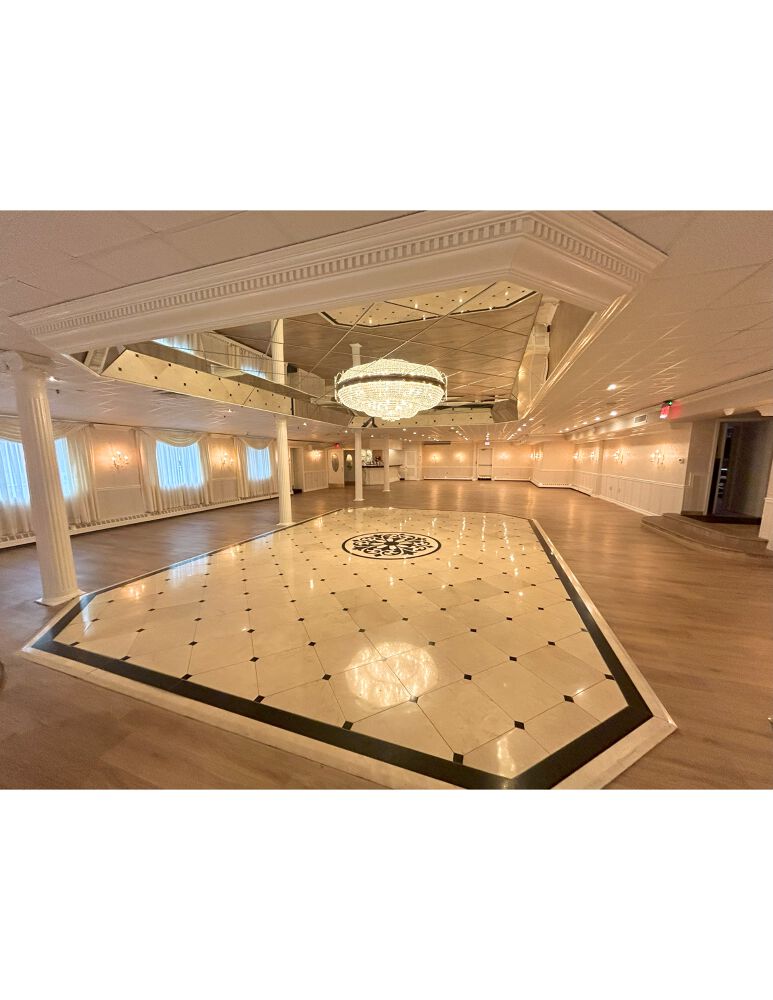195 N Country Rd, Miller Place, NY 11764 | Crexi.com