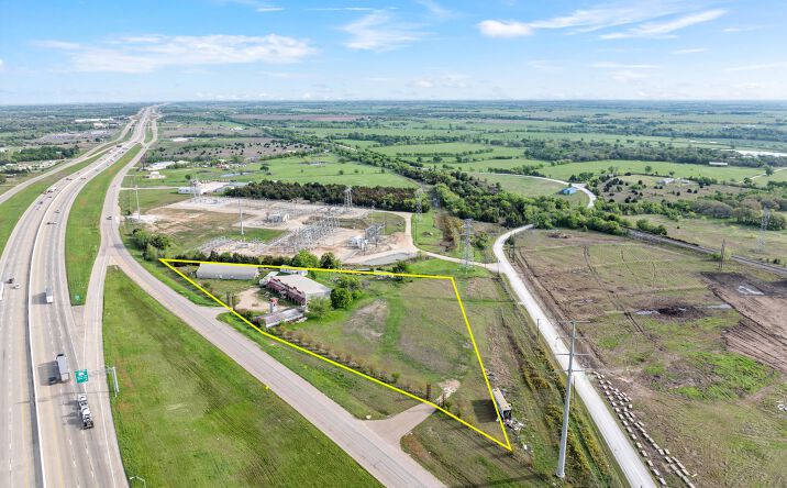 14656 N INTERSTATE HIGHWAY 35 Elm Mott TX 76640-3796 APN: 111534 ...