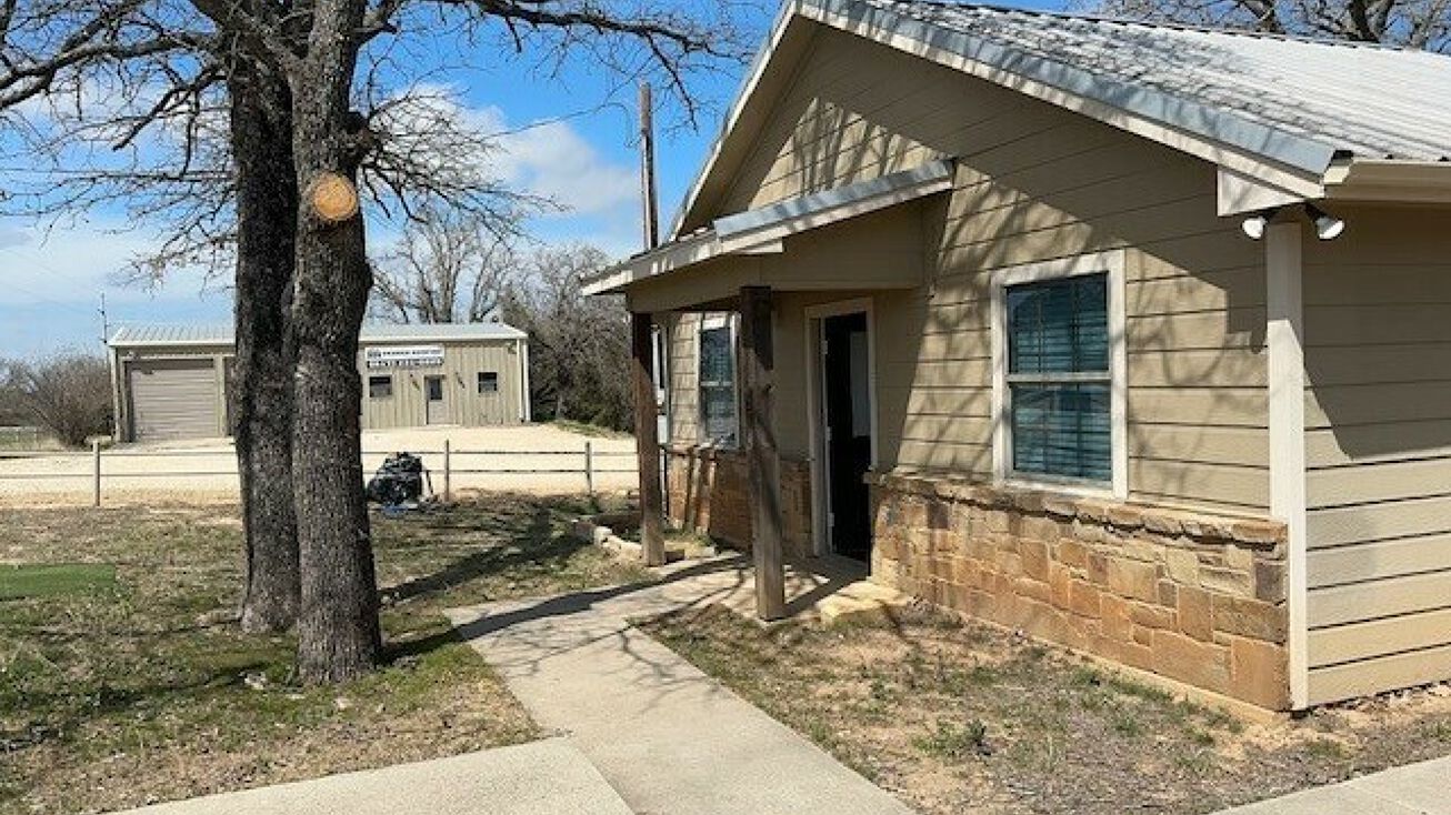 562 FM1810, Decatur, TX 76234 | Crexi.com