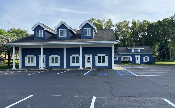 8880 COMMERCE RD Commerce Township MI 48382-4413 APN: 1712151013 ...