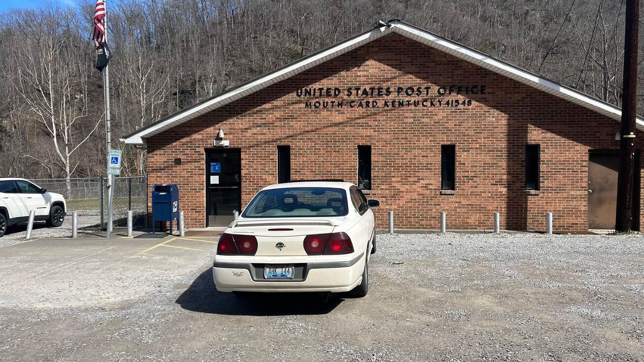 23590 S Levisa Rd, Mouthcard, KY 41548 | Crexi.com