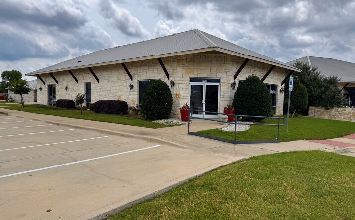 753 MID CITIES BLVD North Richland Hills TX 76180 | Crexi.com