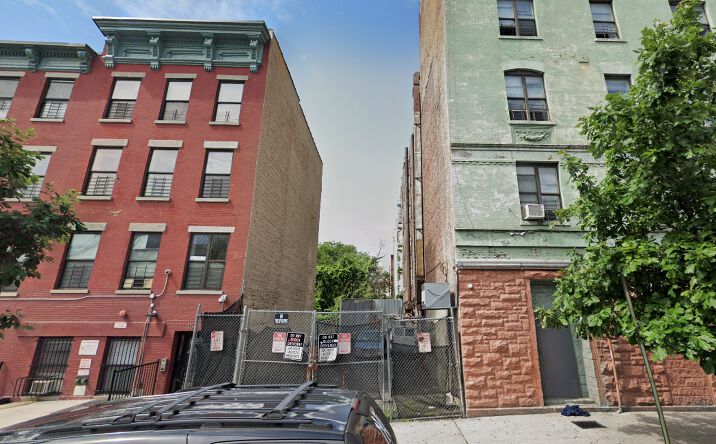 152 E 124th St, New York, NY 10035 | Crexi.com