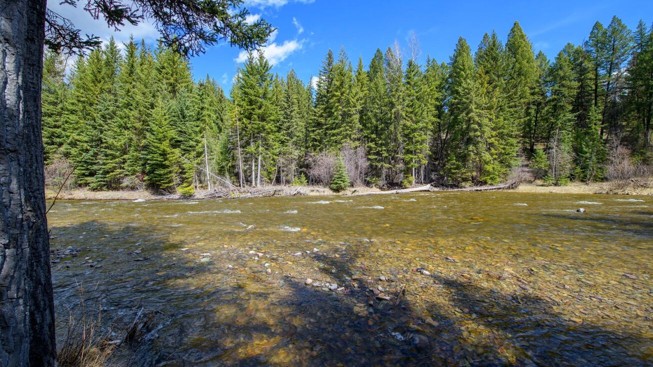 6739 Tobacco Road, Eureka, MT 59917 | Crexi.com