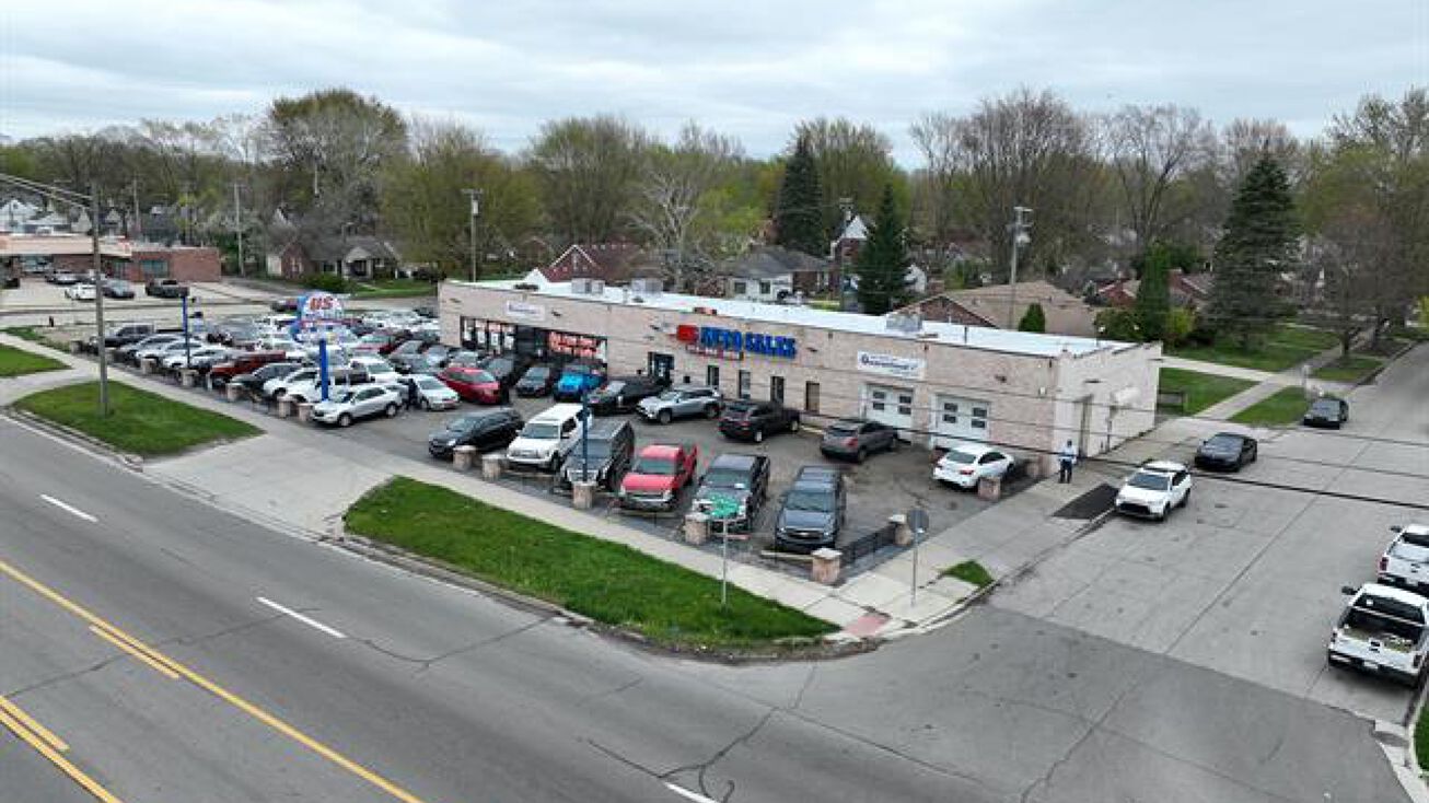 27131 Plymouth Road, Redford Twp, MI 48239 | Crexi.com