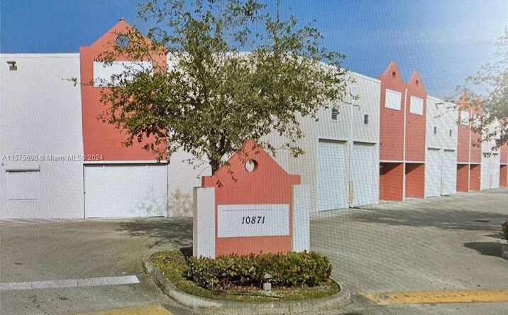 10871 SW 188th St # 7, Cutler Bay, FL 33157 | Crexi.com