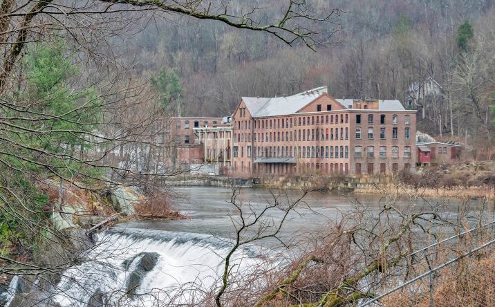 268 WORONOCO MILLS RD Russell MA 01071 | Crexi.com