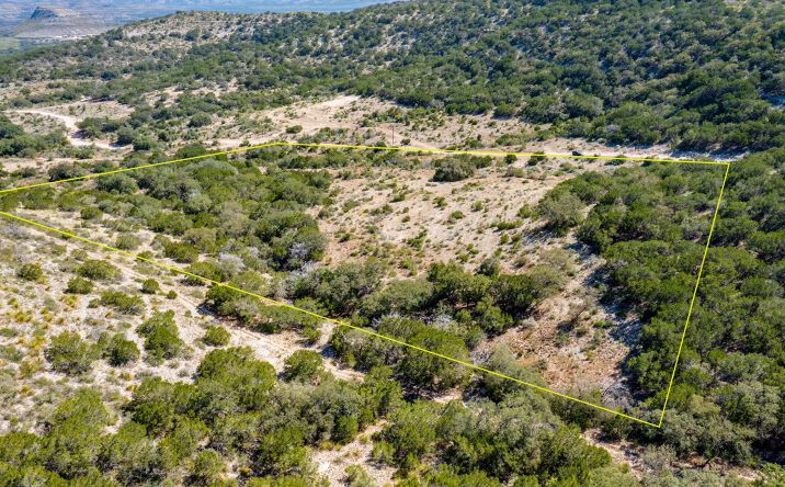 1372 Lyles Ranch Road, Uvalde, TX 78801 | Crexi.com