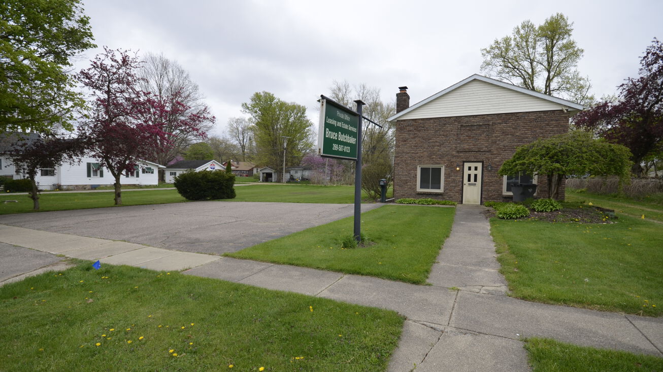 418 E Main St, Marcellus, MI 49067 | Crexi.com