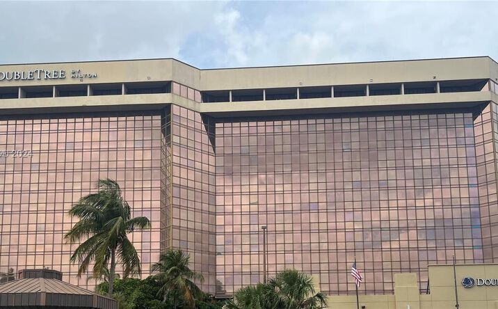 777 NW 72 AVE Miami FL 33126-3183 APN: 3030520752770 | Crexi.com