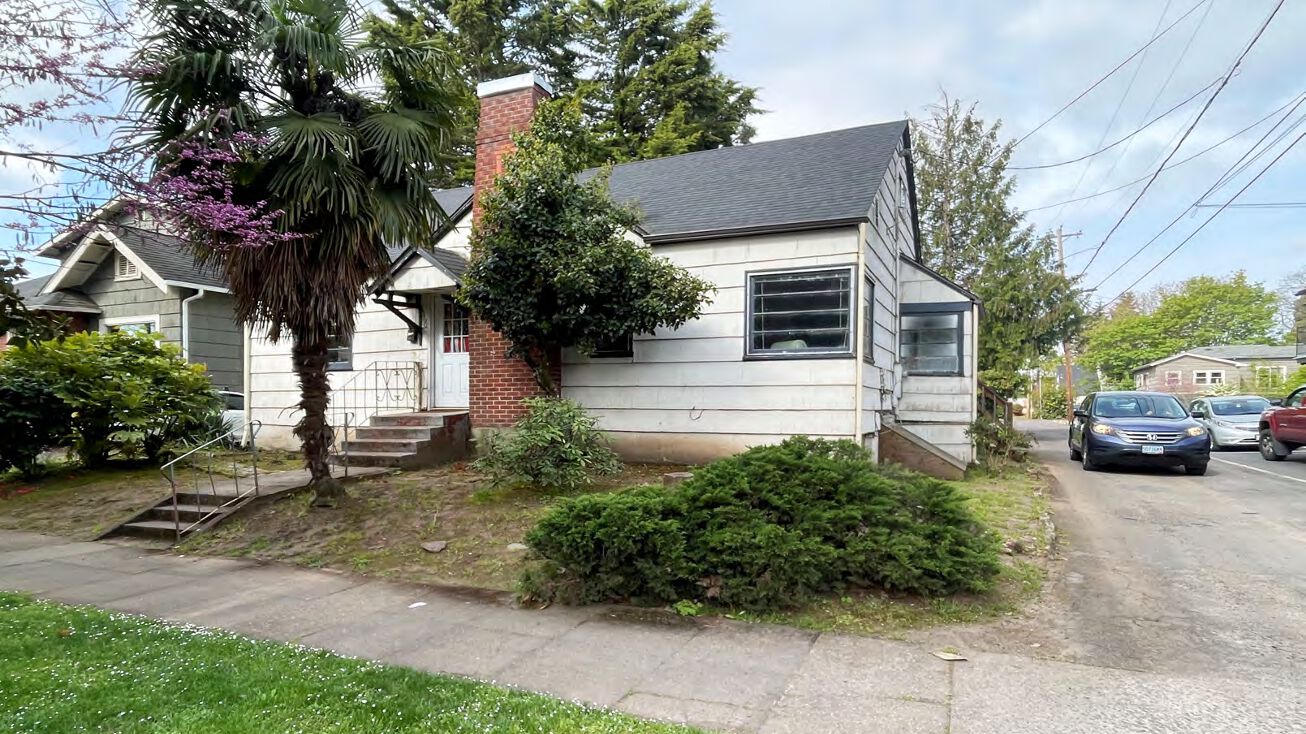 1360 Ferry St, Eugene, OR 97401 | Crexi.com