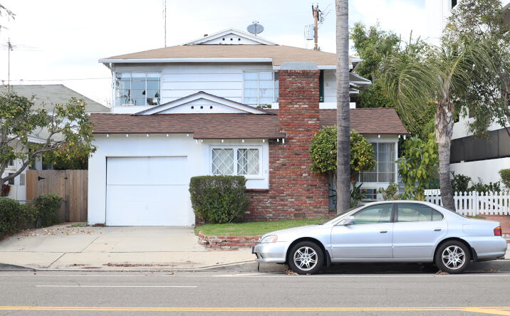 11617 Moorpark Street, Los Angeles, CA 91602 | Crexi.com