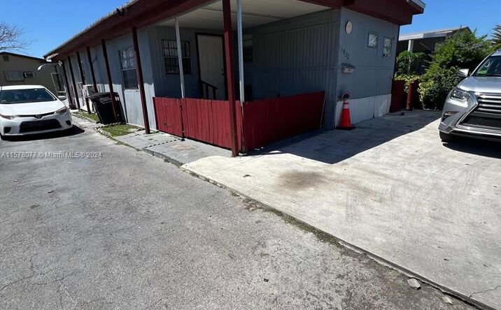 11032 NW 4th St SWEETWATER, FL 33161, Doral, FL 33172 | Crexi.com