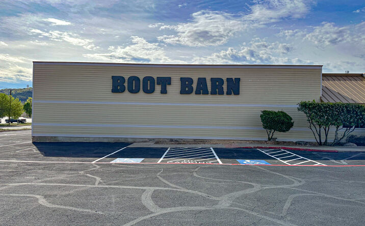 2123 Sidney Baker Street, Kerrville, TX 78028 | Crexi.com