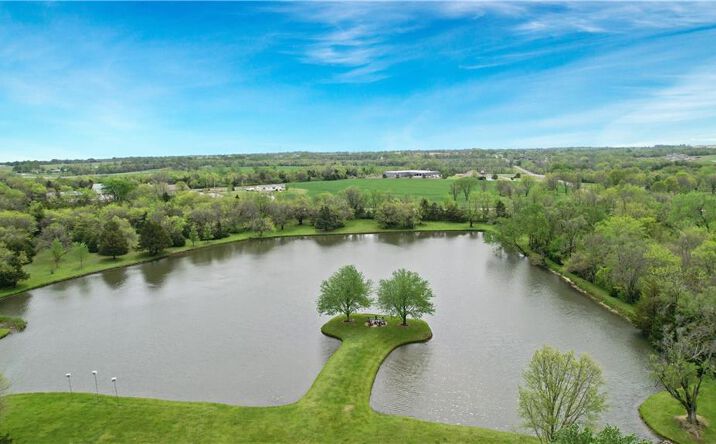 19525 Antioch R Road, Bucyrus, KS 66013 | Crexi.com