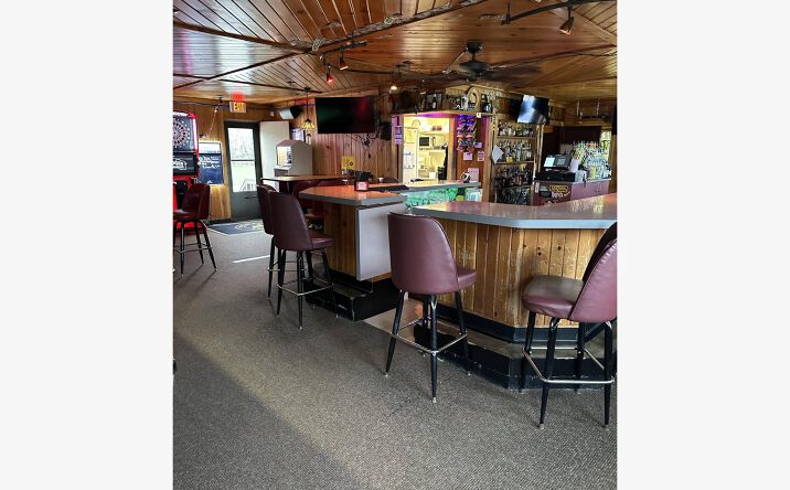 W9624 US HIGHWAY 12 Oakland WI 53523-9502 APN: 022-0613-0723-040 ...