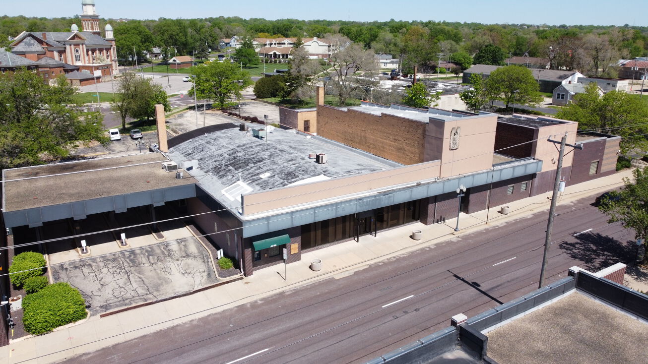 2119 SW Adams St, Peoria, IL 61602 | Crexi.com