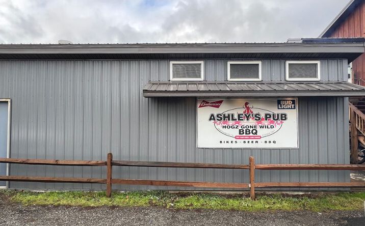 ASHLEYS PUB BBQ AND CATERING SERVICES Harmonsburg PA 16422 | Crexi.com