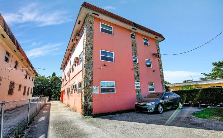 900 SW 5th Ave, Miami, FL 33130 | Crexi.com