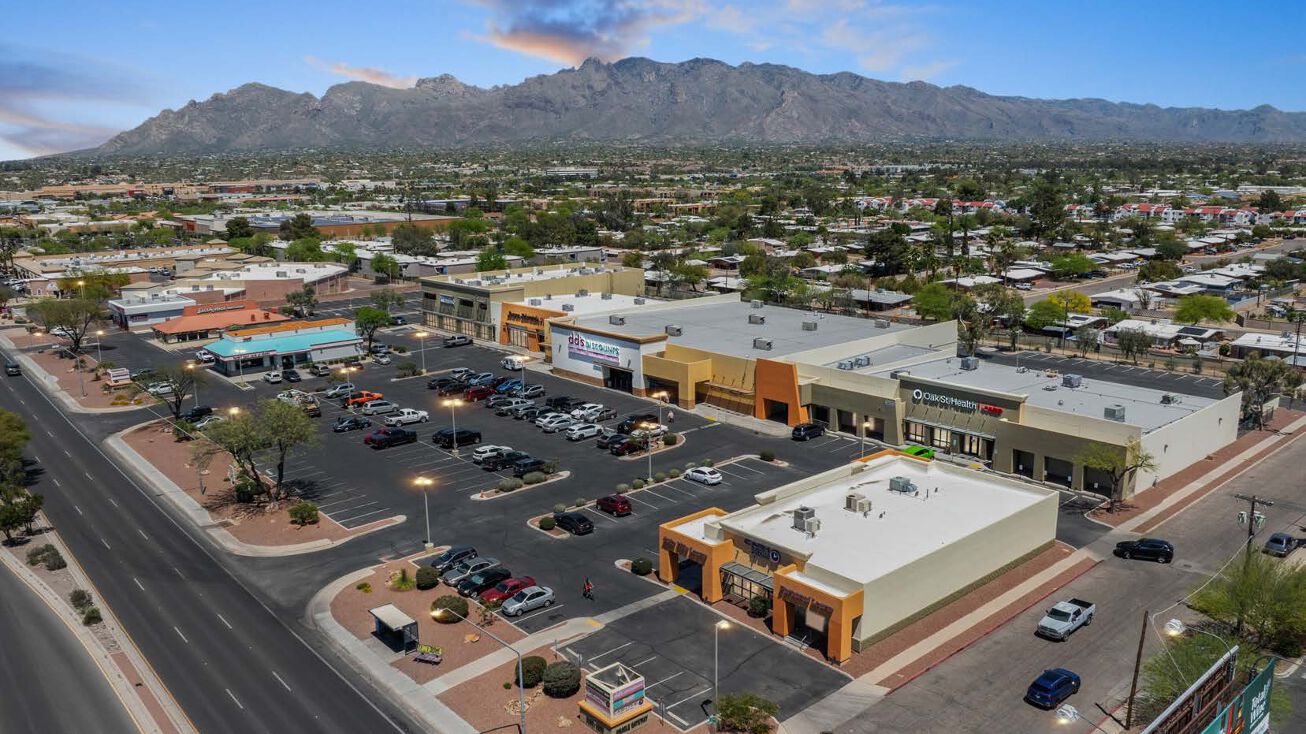 3802 3850 And 3872 3896 N Oracle Road Tucson Az 85075