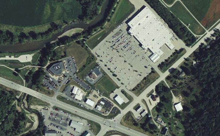 1798 Old Stage Rd, Decorah, IA 52101 | Crexi.com