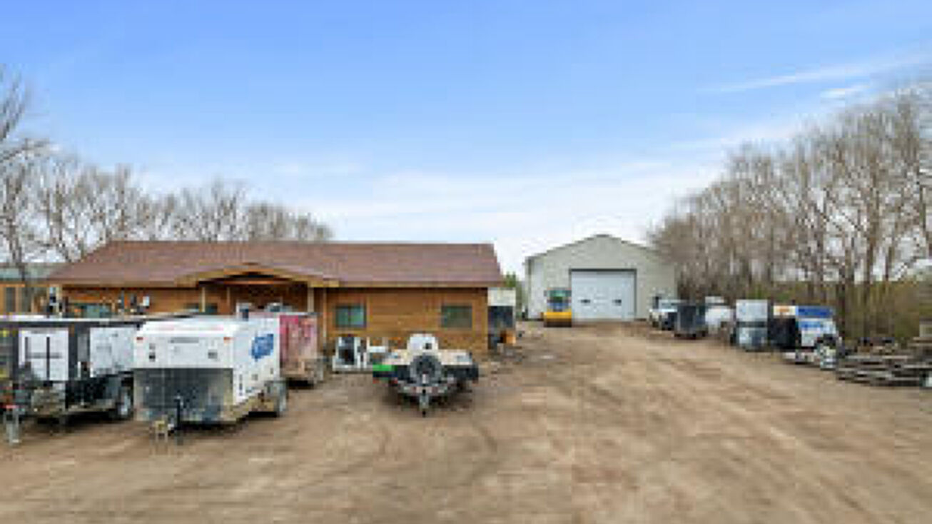 113 E Highland, Watford City, ND 58854 | Crexi.com