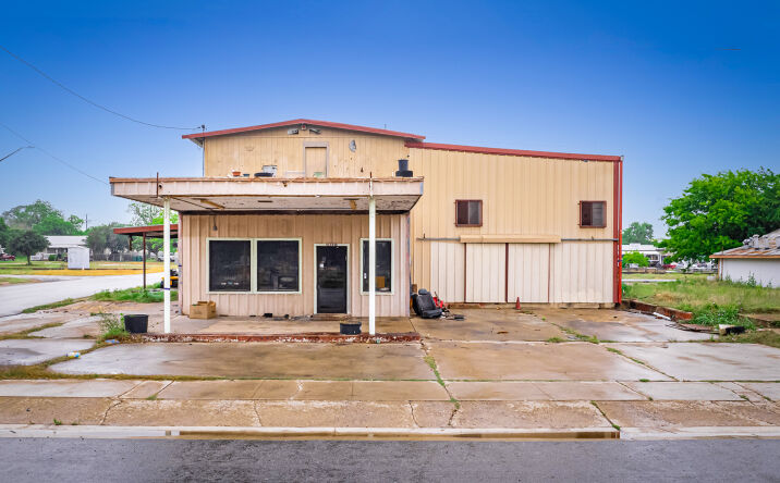 15141 Main St, Lytle, TX 78052 | Crexi.com