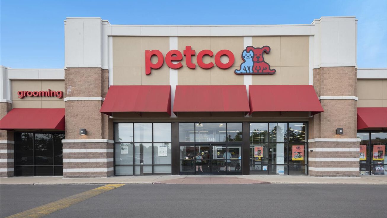 3867 E Main St, St. Charles, IL 60174 | Crexi.com