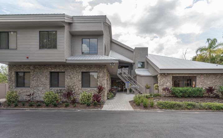 5500 BEE RIDGE RD STE 102 Sarasota FL 34233-1502 APN: 0066-03-5002 ...