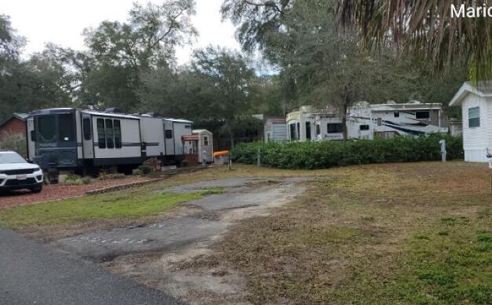 25131 NE 142ND LN Lake Kerr FL 32134 APN: 11679-006043 | Crexi.com