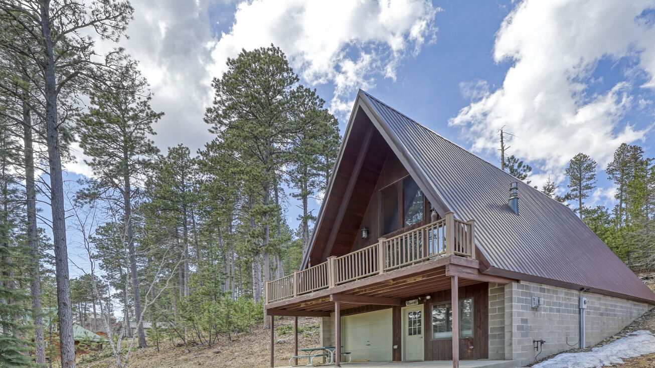 21381 Mule Deer Dr, Lead, SD 57754 | Crexi.com