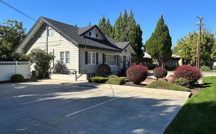 709 N Cole Rd, Boise, ID 83704 | Crexi.com