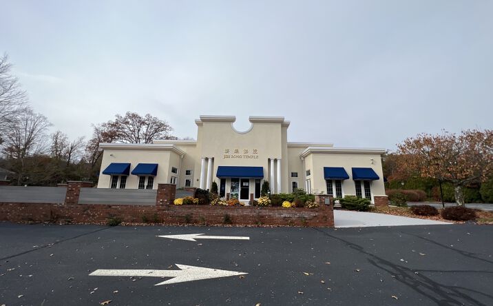 707 MAIN ST Monroe CT 06468-2810 APN: MNRO M:082 B:038 L:00 | Crexi.com