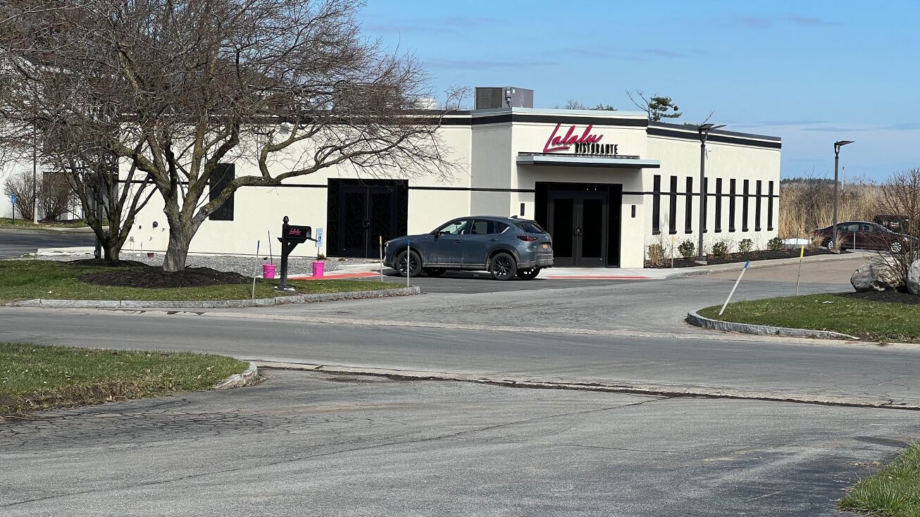 Yorktown Cir, DeWitt, NY 13057 | Crexi.com