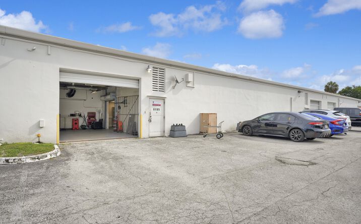 7500 NW 25th St # 215, Miami, FL 33122 | Crexi.com