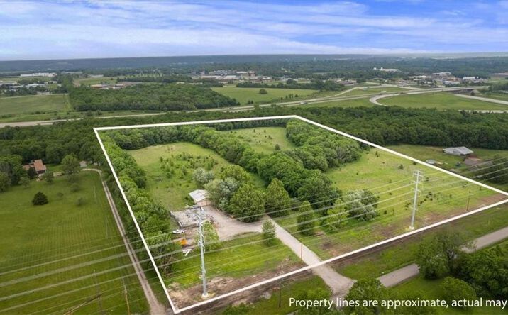 33345 W 95th Street, De Soto, KS 66018 | Crexi.com