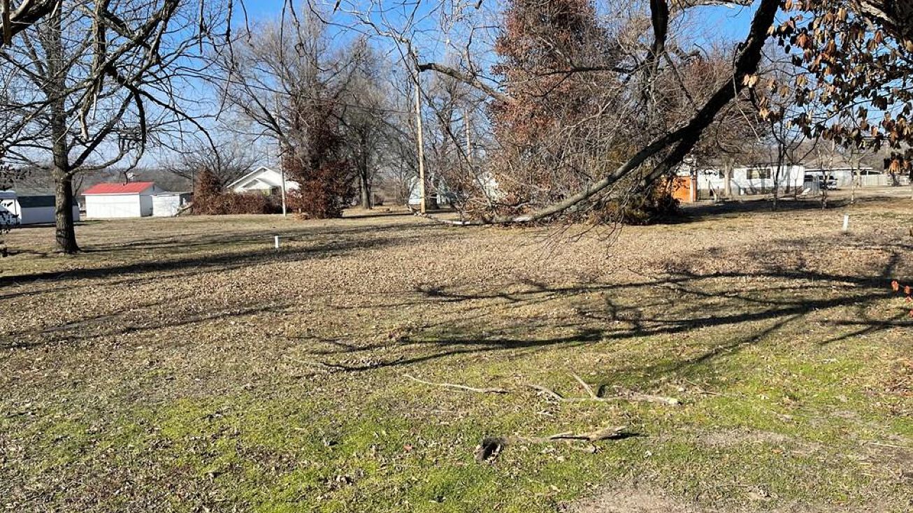 1017 Tank N/A, Neodesha, KS 66757 | Crexi.com